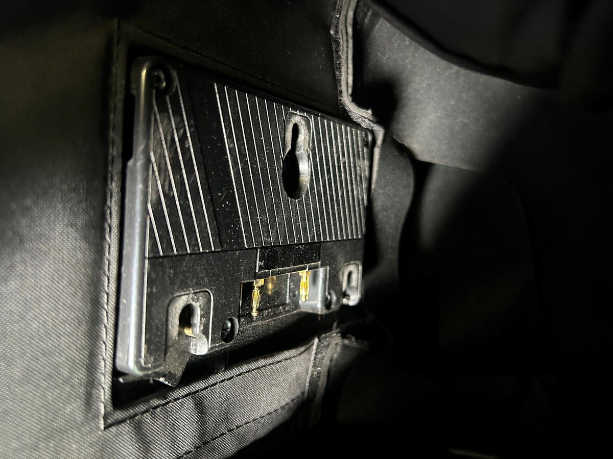 Aviwest DMNG PRO180-RA. THE ULTIMATE 3G/4G-LTE UPLINK SYSTEM (21245 ...