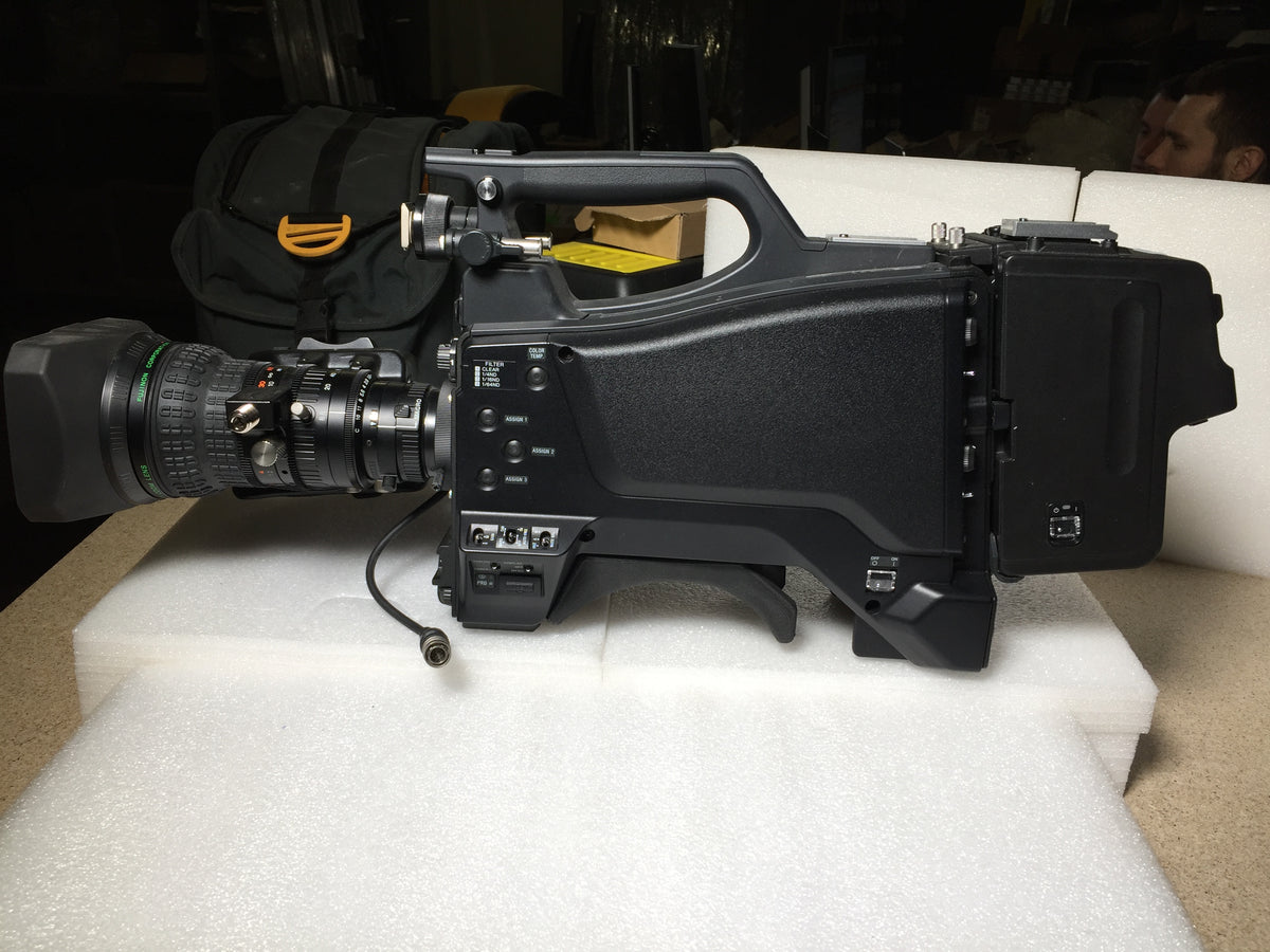 Sony HXC-D70H 4 Sets incl: + СA-TX70F//U + DXF-C50WA EX + HXCU-TX70F ...